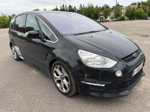 Black Ford S-Max 2014 in Raseiniai, with an engine capacity of 2.00 L and mileage of 268 thousand km for 4300 €, photo 8 on AUTOMOTO.COM.LV