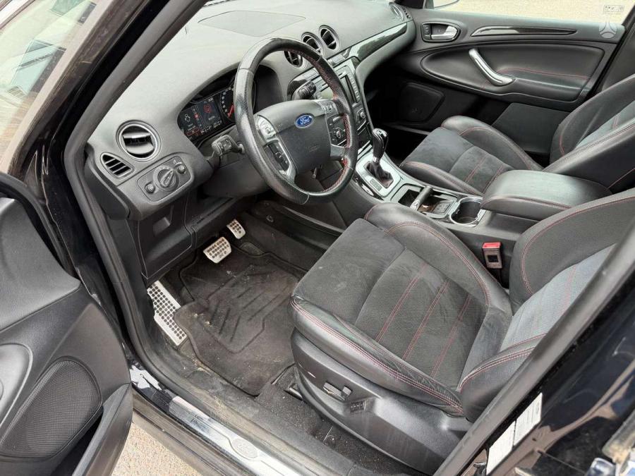 Black Ford S-Max 2014 in Raseiniai, with an engine capacity of 2.00 L and mileage of 268 thousand km for 4300 €, photo 10 on AUTOMOTO.COM.LV
