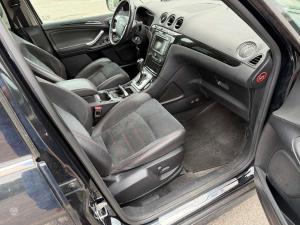Black Ford S-Max 2014 in Raseiniai, with an engine capacity of 2.00 L and mileage of 268 thousand km for 4300 €, photo 11 on AUTOMOTO.COM.LV