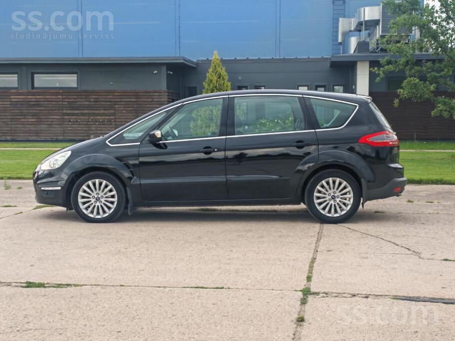 Black Ford S-Max 2014 in Riga, with an engine capacity of 2.00 L and mileage of 265 thousand km for 6390 €, photo 4 on AUTOMOTO.COM.LV