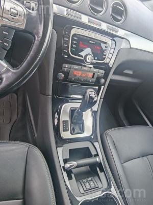Black Ford S-Max 2014 in Riga, with an engine capacity of 2.00 L and mileage of 265 thousand km for 6390 €, photo 19 on AUTOMOTO.COM.LV