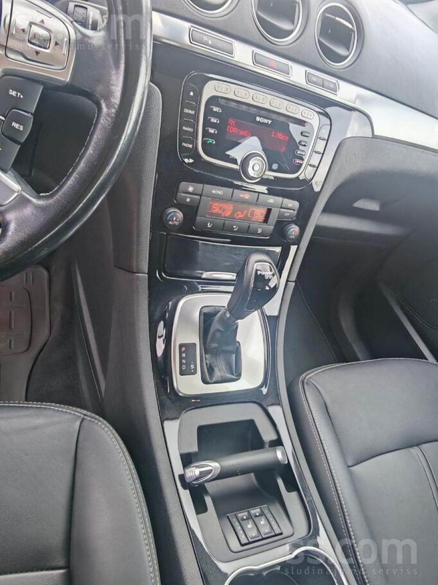 Black Ford S-Max 2014 in Riga, with an engine capacity of 2.00 L and mileage of 265 thousand km for 6390 €, photo 19 on AUTOMOTO.COM.LV