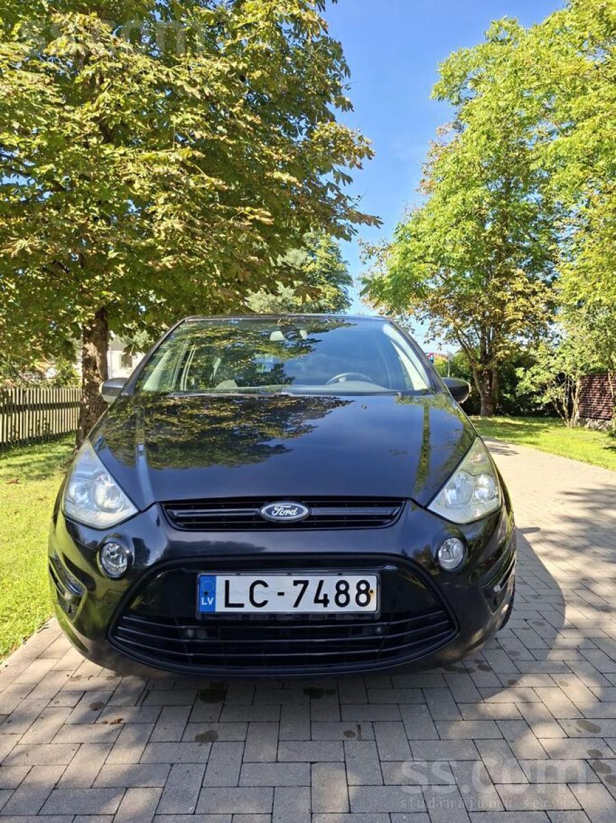 Melns Ford S-Max 2014 Rīga, ar dzinēja tilpumu 2.00 L un nobraukumu 288 tūkst. km par 4000 €, foto 3 vietnē AUTOMOTO.COM.LV