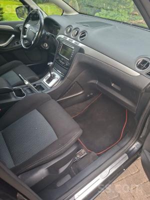 Melns Ford S-Max 2014 Rīga, ar dzinēja tilpumu 2.00 L un nobraukumu 288 tūkst. km par 4000 €, foto 5 vietnē AUTOMOTO.COM.LV