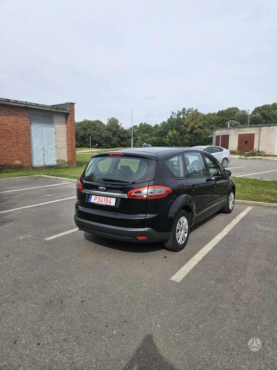 Melns Ford S-Max 2014 Kauņa, ar dzinēja tilpumu 2.00 L un nobraukumu 304 tūkst. km par 3950 €, foto 5 vietnē AUTOMOTO.COM.LV
