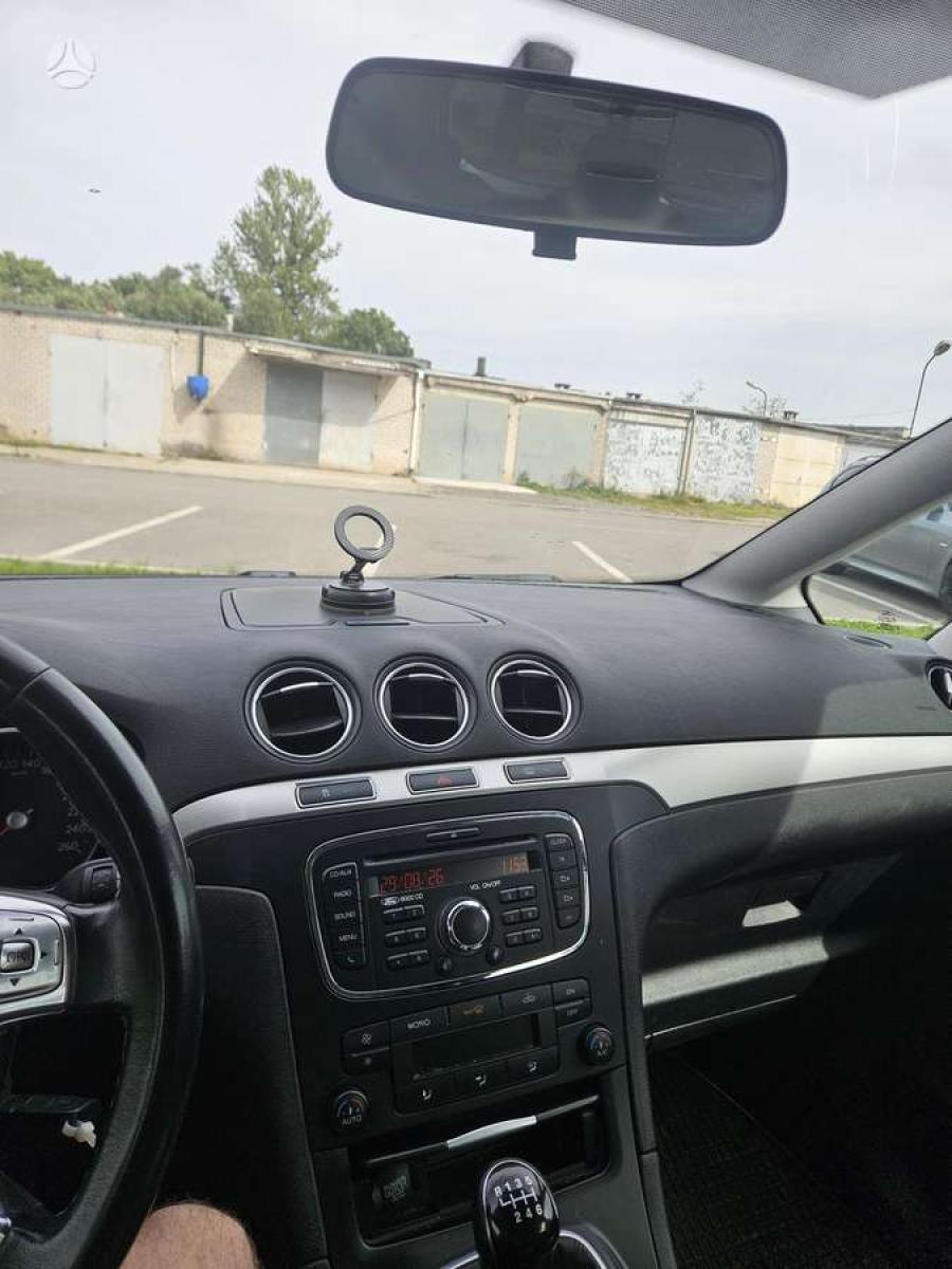 Melns Ford S-Max 2014 Kauņa, ar dzinēja tilpumu 2.00 L un nobraukumu 304 tūkst. km par 3950 €, foto 9 vietnē AUTOMOTO.COM.LV