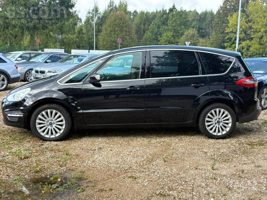Black Ford S-Max 2014 in Kuldiga, with an engine capacity of 2.00 L and mileage of 329 thousand km for 3990 €, photo 6 on AUTOMOTO.COM.LV