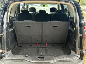 Melns Ford S-Max 2014 Kuldīga, ar dzinēja tilpumu 2.00 L un nobraukumu 329 tūkst. km par 3990 €, foto 14 vietnē AUTOMOTO.COM.LV
