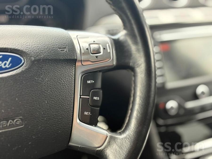 Melns Ford S-Max 2014 Kuldīga, ar dzinēja tilpumu 2.00 L un nobraukumu 329 tūkst. km par 3990 €, foto 21 vietnē AUTOMOTO.COM.LV