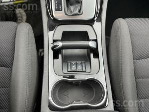 Melns Ford S-Max 2014 Kuldīga, ar dzinēja tilpumu 2.00 L un nobraukumu 329 tūkst. km par 3990 €, foto 25 vietnē AUTOMOTO.COM.LV