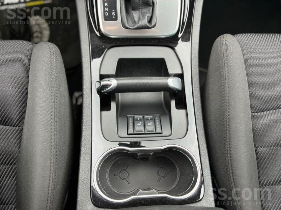 Melns Ford S-Max 2014 Kuldīga, ar dzinēja tilpumu 2.00 L un nobraukumu 329 tūkst. km par 3990 €, foto 25 vietnē AUTOMOTO.COM.LV