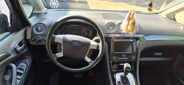 Melns Ford S-Max 2014 Viļņa, ar dzinēja tilpumu 2.00 L un nobraukumu 307 tūkst. km par 4000 €, foto 9 vietnē AUTOMOTO.COM.LV