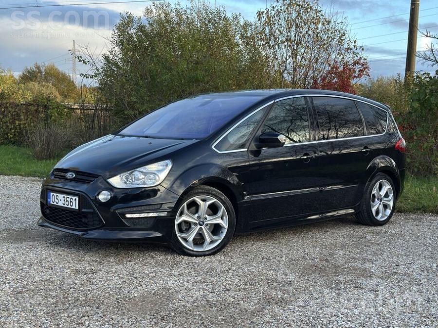 Black Ford S-Max 2014 in Tukums, with an engine capacity of 2.00 L and mileage of 269 thousand km for 6990 €, photo 5 on AUTOMOTO.COM.LV