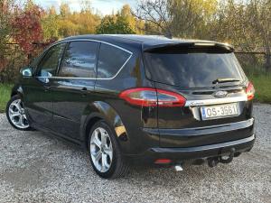 Black Ford S-Max 2014 in Tukums, with an engine capacity of 2.00 L and mileage of 269 thousand km for 6990 €, photo 7 on AUTOMOTO.COM.LV