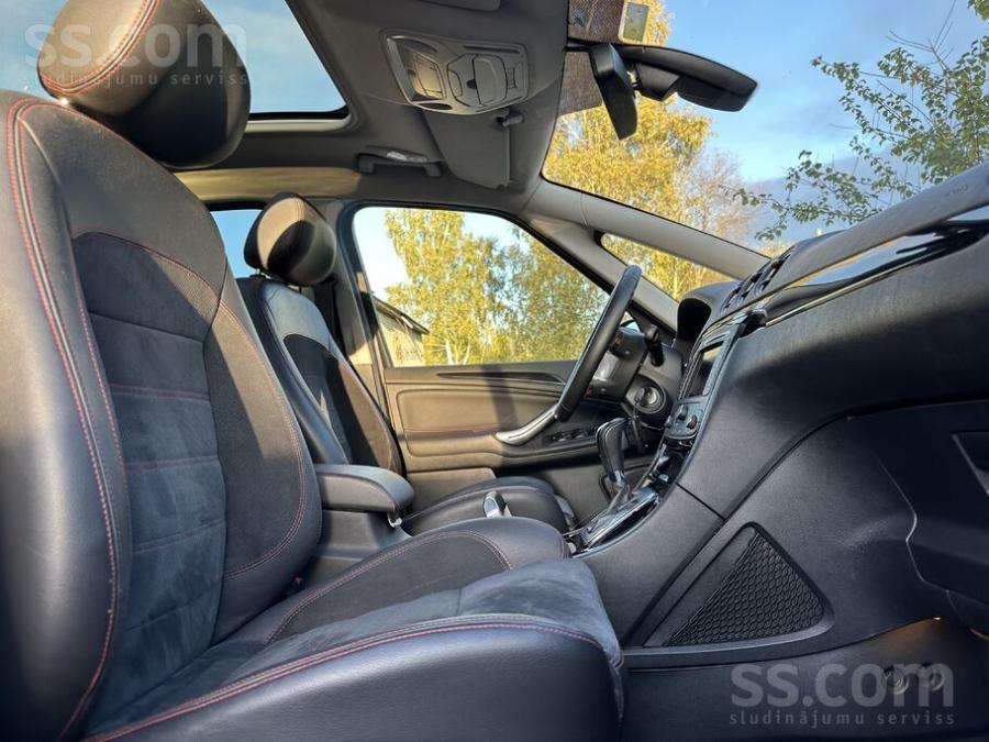 Black Ford S-Max 2014 in Tukums, with an engine capacity of 2.00 L and mileage of 269 thousand km for 6990 €, photo 16 on AUTOMOTO.COM.LV