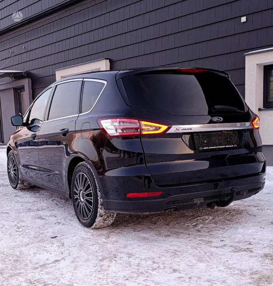 Black Ford S-Max 2015 in Kaunas, with an engine capacity of 2.00 L and mileage of 262 thousand km for 7450 €, photo 3 on AUTOMOTO.COM.LV