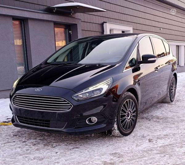 Black Ford S-Max 2015 in Kaunas, with an engine capacity of 2.00 L and mileage of 262 thousand km for 6900 €, photo 5 on AUTOMOTO.COM.LV