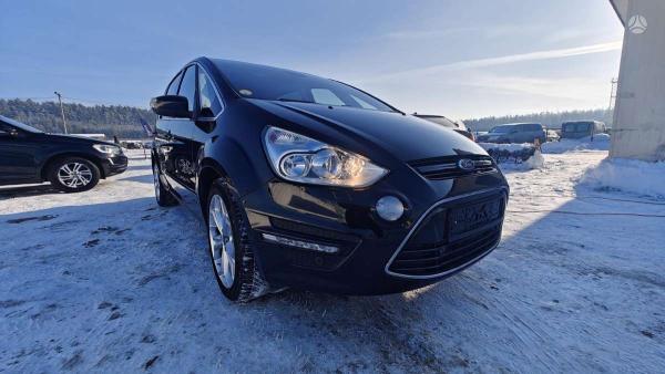 Black Ford S-Max 2015 in Vilnius, with an engine capacity of 2.00 L and mileage of 256 thousand km for 6600 €, photo 3 on AUTOMOTO.COM.LV