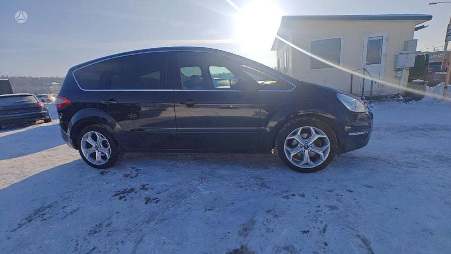 Melns Ford S-Max 2015 Viļņa, ar dzinēja tilpumu 2.00 L un nobraukumu 260 tūkst. km par 6370 €, foto 5 vietnē AUTOMOTO.COM.LV