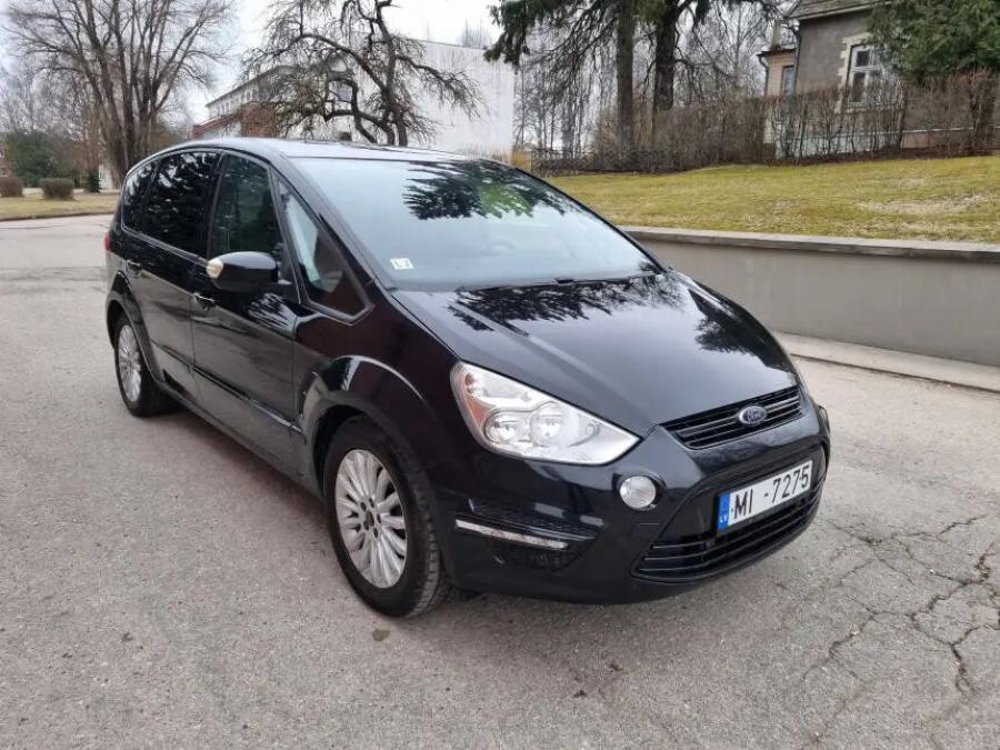 Melns Ford S-Max 2015 Jēkabpils, ar dzinēja tilpumu 2.00 L un nobraukumu 0 tūkst. km par 6250 €, foto 5 vietnē AUTOMOTO.COM.LV