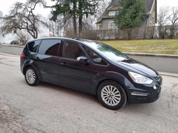 Black Ford S-Max 2015 in Jekabpils, with an engine capacity of 2.00 L and mileage of 0 thousand km for 6250 €, photo 5 on AUTOMOTO.COM.LV