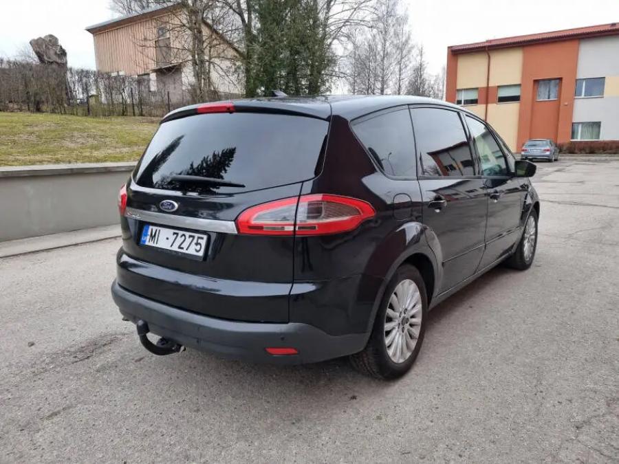 Melns Ford S-Max 2015 Jēkabpils, ar dzinēja tilpumu 2.00 L un nobraukumu 0 tūkst. km par 6250 €, foto 9 vietnē AUTOMOTO.COM.LV