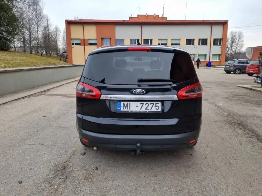 Melns Ford S-Max 2015 Jēkabpils, ar dzinēja tilpumu 2.00 L un nobraukumu 0 tūkst. km par 6250 €, foto 10 vietnē AUTOMOTO.COM.LV