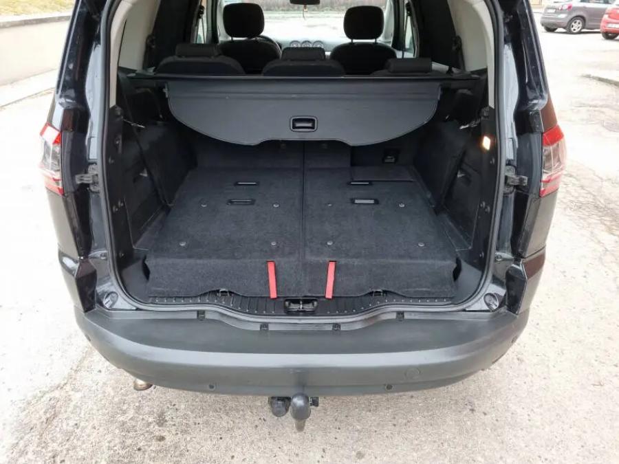 Melns Ford S-Max 2015 Jēkabpils, ar dzinēja tilpumu 2.00 L un nobraukumu 0 tūkst. km par 6250 €, foto 15 vietnē AUTOMOTO.COM.LV