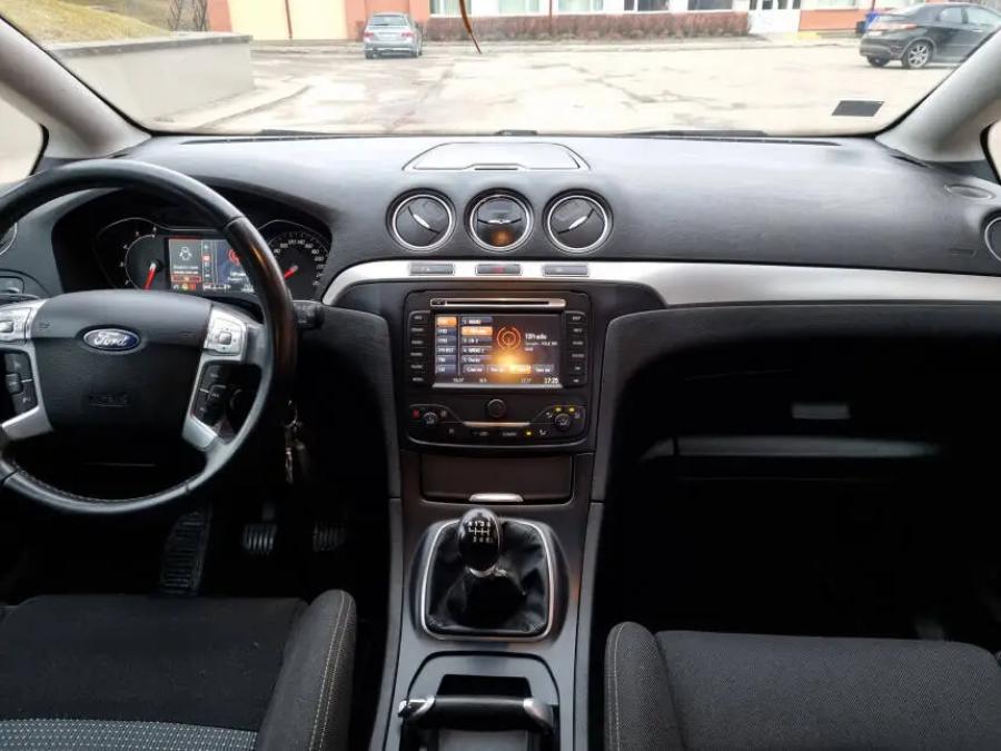 Melns Ford S-Max 2015 Jēkabpils, ar dzinēja tilpumu 2.00 L un nobraukumu 0 tūkst. km par 6250 €, foto 17 vietnē AUTOMOTO.COM.LV
