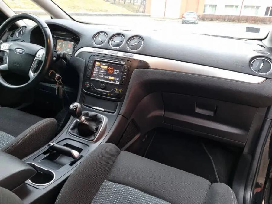 Melns Ford S-Max 2015 Jēkabpils, ar dzinēja tilpumu 2.00 L un nobraukumu 0 tūkst. km par 6250 €, foto 19 vietnē AUTOMOTO.COM.LV