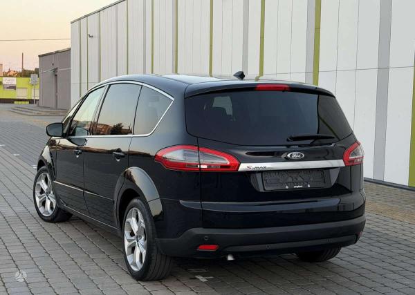 Melns Ford S-Max 2015 Raseiniai, ar dzinēja tilpumu 2.00 L un nobraukumu 269 tūkst. km par 5550 €, foto 6 vietnē AUTOMOTO.COM.LV