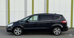 Black Ford S-Max 2015 in Raseiniai, with an engine capacity of 2.00 L and mileage of 269 thousand km for 5550 €, photo 12 on AUTOMOTO.COM.LV