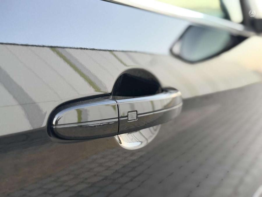 Black Ford S-Max 2015 in Raseiniai, with an engine capacity of 2.00 L and mileage of 269 thousand km for 5550 €, photo 15 on AUTOMOTO.COM.LV