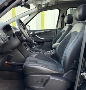 Black Ford S-Max 2015 in Raseiniai, with an engine capacity of 2.00 L and mileage of 269 thousand km for 5550 €, photo 18 on AUTOMOTO.COM.LV