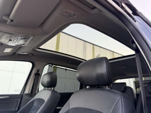 Black Ford S-Max 2015 in Raseiniai, with an engine capacity of 2.00 L and mileage of 269 thousand km for 5550 €, photo 19 on AUTOMOTO.COM.LV