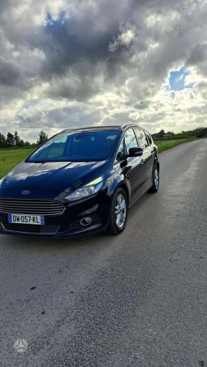 Melns Ford S-Max 2015 Tauragė, ar dzinēja tilpumu 2.00 L un nobraukumu 225 tūkst. km par 7100 €, foto  vietnē AUTOMOTO.COM.LV