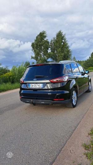 Melns Ford S-Max 2015 Tauragė, ar dzinēja tilpumu 2.00 L un nobraukumu 225 tūkst. km par 7100 €, foto 5 vietnē AUTOMOTO.COM.LV
