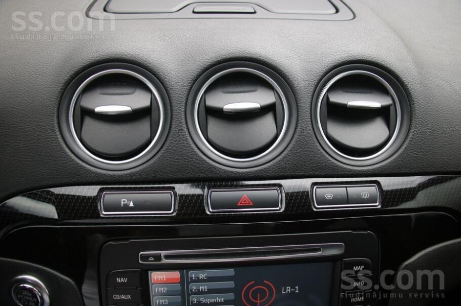 Melns Ford S-Max 2015 Tukums, ar dzinēja tilpumu 2.00 L un nobraukumu 233 tūkst. km par 8998 €, foto 19 vietnē AUTOMOTO.COM.LV