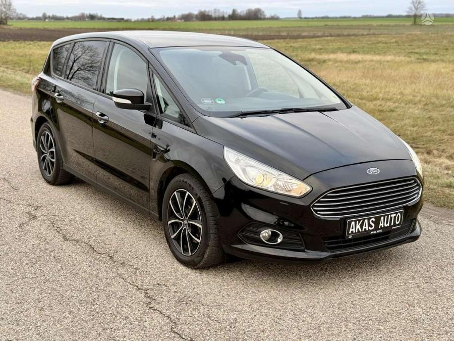 Black Ford S-Max 2016 in Vilkaviskis, with an engine capacity of 2.00 L and mileage of 254 thousand km for 9000 €, photo 2 on AUTOMOTO.COM.LV