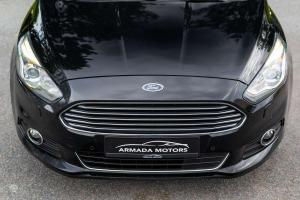 Black Ford S-Max 2016 in Vilnius, with an engine capacity of 2.00 L and mileage of 169 thousand km for 8900 €, photo 6 on AUTOMOTO.COM.LV