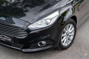 Black Ford S-Max 2016 in Vilnius, with an engine capacity of 2.00 L and mileage of 169 thousand km for 8900 €, photo 8 on AUTOMOTO.COM.LV