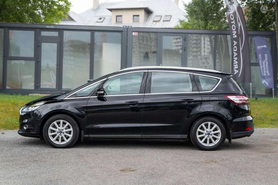 Black Ford S-Max 2016 in Vilnius, with an engine capacity of 2.00 L and mileage of 169 thousand km for 8900 €, photo 9 on AUTOMOTO.COM.LV