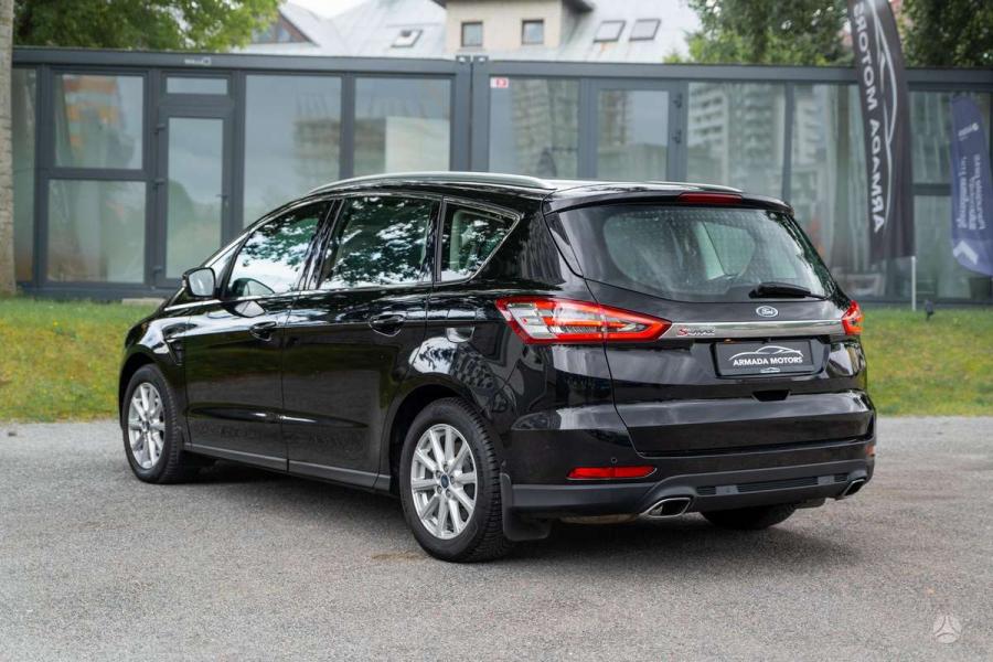 Black Ford S-Max 2016 in Vilnius, with an engine capacity of 2.00 L and mileage of 169 thousand km for 8900 €, photo 13 on AUTOMOTO.COM.LV