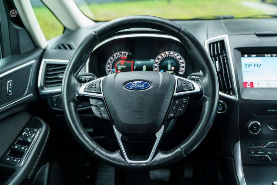 Black Ford S-Max 2016 in Vilnius, with an engine capacity of 2.00 L and mileage of 169 thousand km for 8900 €, photo 28 on AUTOMOTO.COM.LV