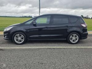 Black Ford S-Max 2016 in Jurbarkas, with an engine capacity of 2.00 L and mileage of 147 thousand km for 9000 €, photo 3 on AUTOMOTO.COM.LV