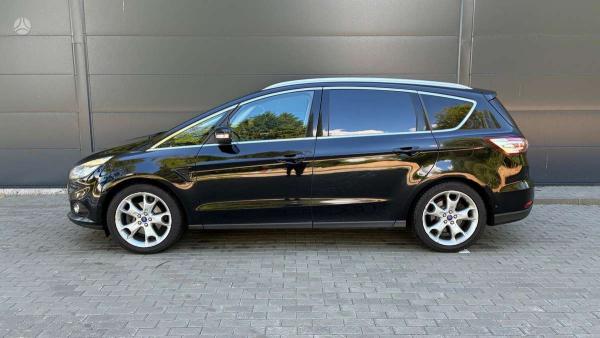 Black Ford S-Max 2016 in Kaunas, with an engine capacity of 2.00 L and mileage of 400 thousand km for 5900 €, photo 5 on AUTOMOTO.COM.LV