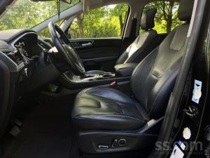 Black Ford S-Max 2016 in Riga, with an engine capacity of 2.00 L and mileage of 224 thousand km for 7950 €, photo 10 on AUTOMOTO.COM.LV