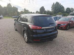 Melns Ford S-Max 2016 Viļņa, ar dzinēja tilpumu 1.50 L un nobraukumu 174 tūkst. km par 6950 €, foto 3 vietnē AUTOMOTO.COM.LV