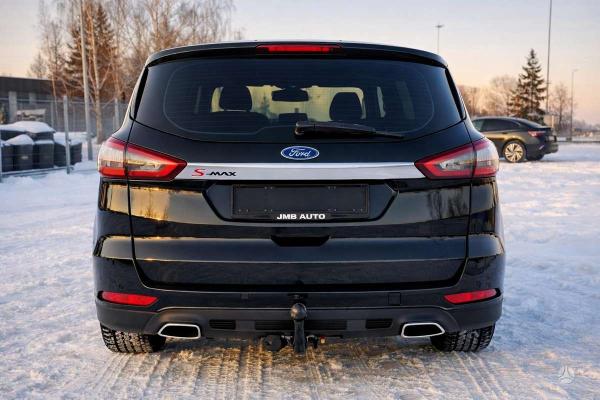 Black Ford S-Max 2017 in Pakruojis, with an engine capacity of 2.00 L and mileage of 365 thousand km for 5800 €, photo 4 on AUTOMOTO.COM.LV