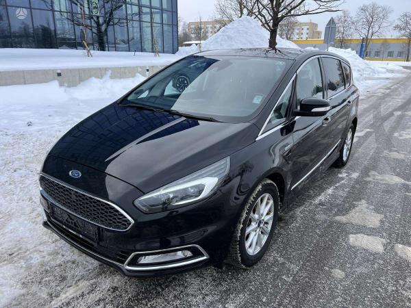 Melns Ford S-Max 2017 Panevēža, ar dzinēja tilpumu 2.00 L un nobraukumu 245 tūkst. km par 9500 €, foto 2 vietnē AUTOMOTO.COM.LV